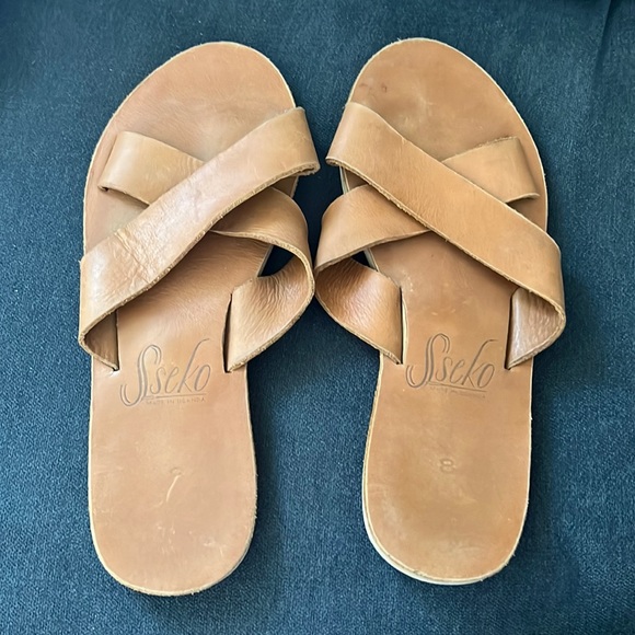 Sseko | Shoes | Sseko Womens Tan Leather Cross Slides Sandals Shoes ...